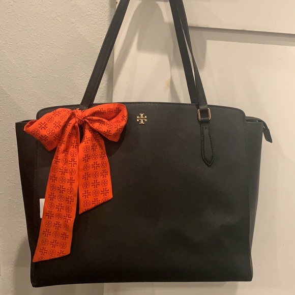 Tory Burch | Bags | Tory Burch Emerson Large Black Leather Laptop Tote ...
